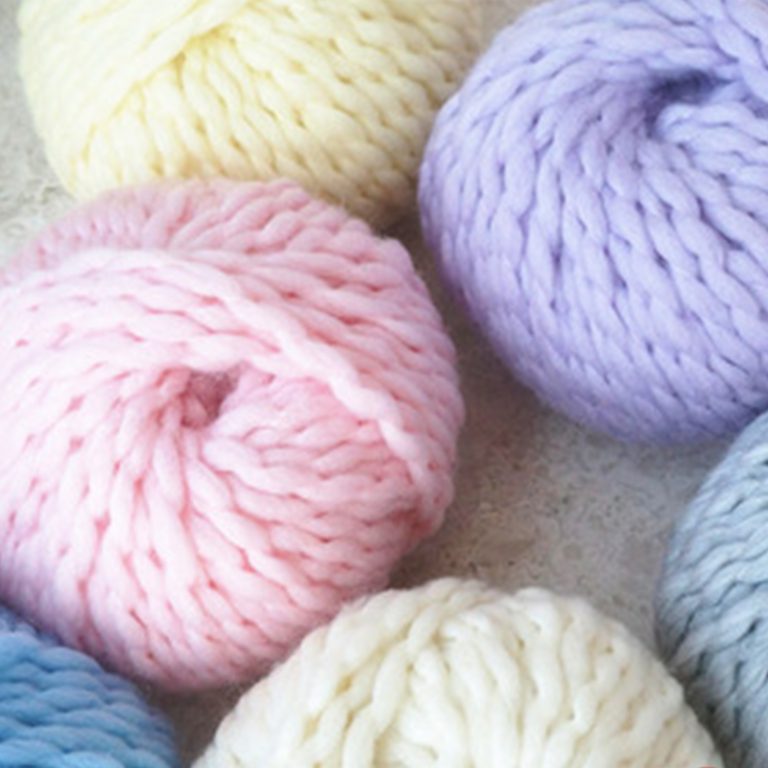 Fluffy high elasticity soft wool yarn