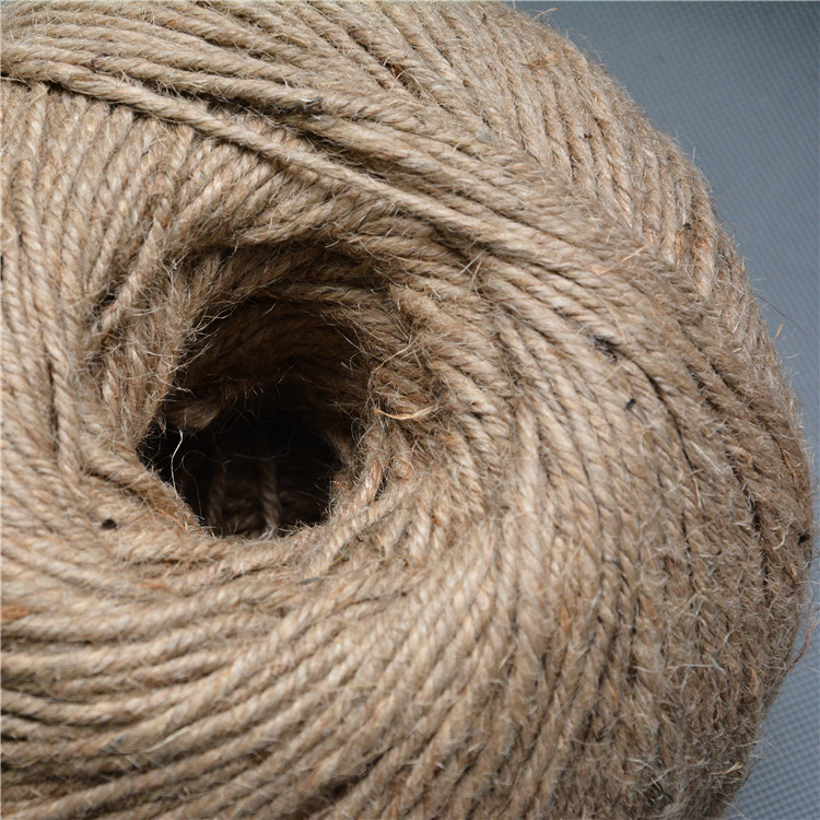 Spherical jute yarn for packaging
